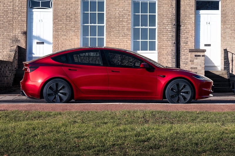 Nieuwe Tesla Model 3 duizenden euro's goedkoper in België - Autotijd