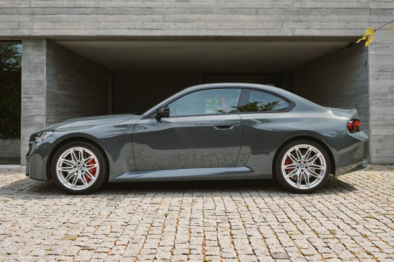 Nouvelle BMW M2 2026 et générations précédentes - Autotijd