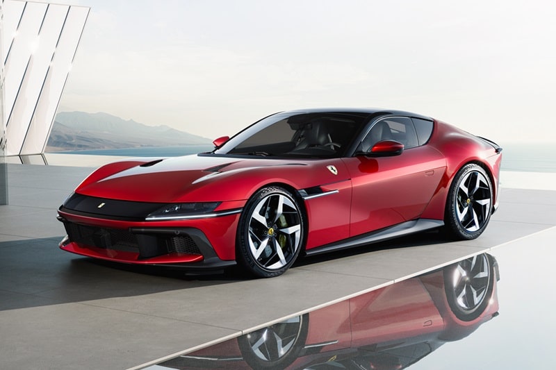 Nieuwe Ferrari 12Cilindri 2026 en vorige generaties - Autotijd