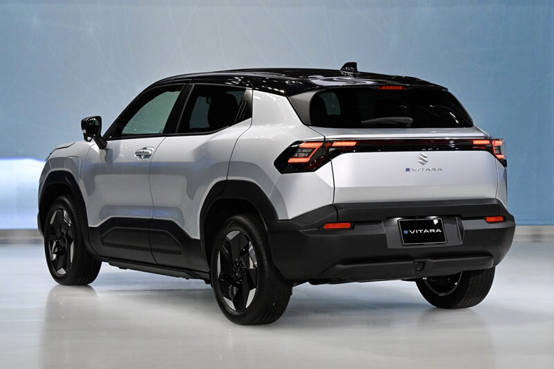 Nieuwe Suzuki e Vitara 2025 en vorige generaties: alle info over deze ...