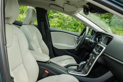 Nouvelle Volvo V40 2025 et générations précédentes - Autotijd