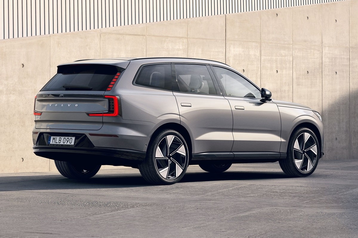 Afmetingen Volvo EX90 2026 En Ouder Autotijd